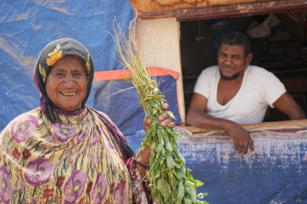 Supporting displaced families to rebuild their lives - CARE Yemen